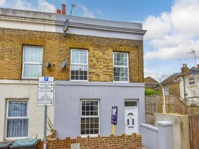 3 Bedroom Semi detached House For Sale In Gravesend