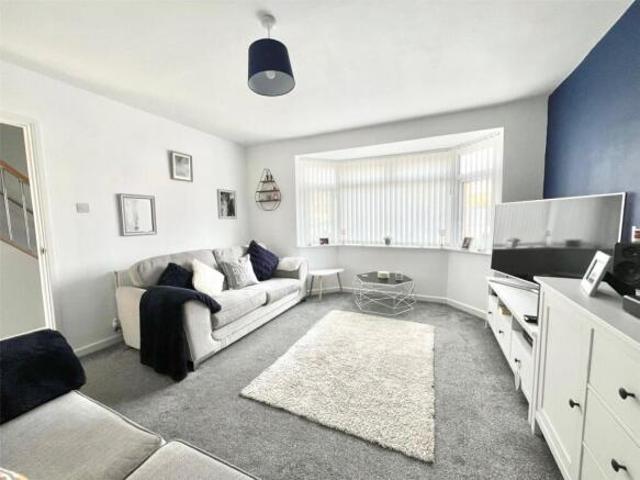3 bedroom semi detached house for sale in Grange Drive, Stratton, Swindon, SN3