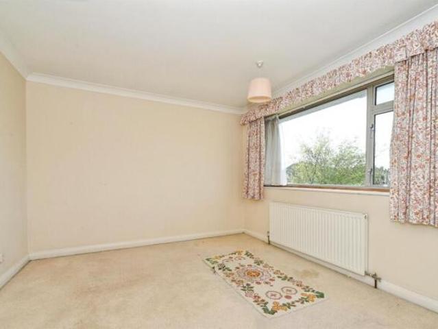 3 bedroom semi detached house for sale in Grange Drive, SWINDON, SN3