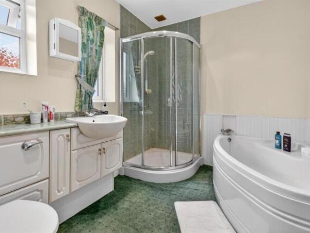 3 bedroom semi detached house for sale in Grantham Drive, York, YO26