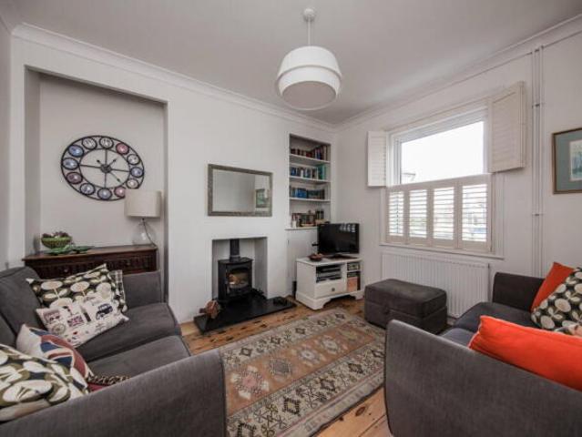 3 bedroom semi detached house for sale in Granville Road, Tunbridge Wells, TN1 2NX, TN1