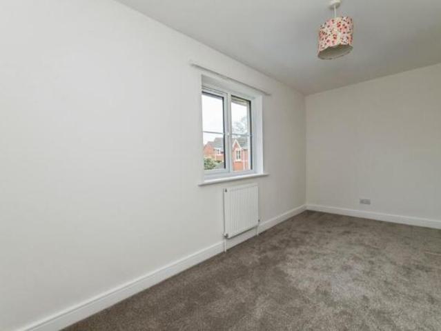 3 bedroom semi detached house for sale in Grasslands Drive, Exeter, EX1