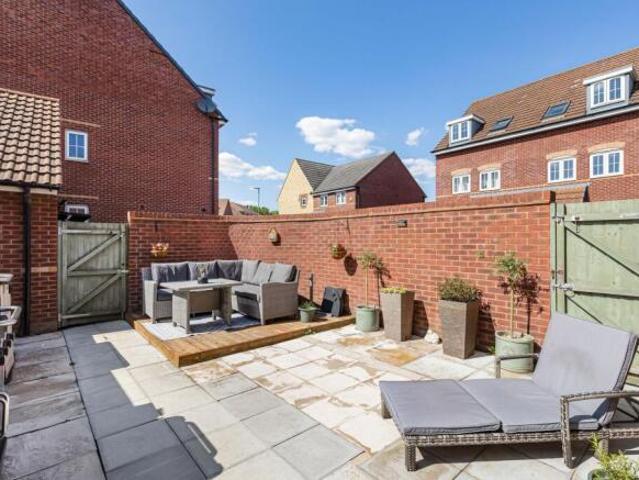 3 bedroom semi detached house for sale in Greycing Street, Swindon, SN25