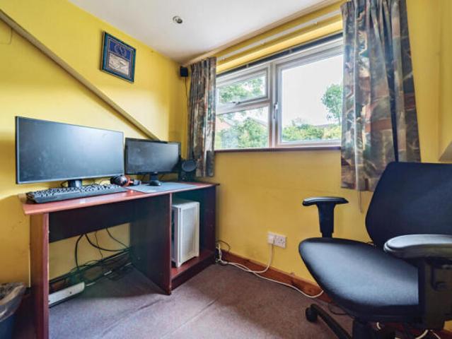 3 bedroom semi detached house for sale in Great Goodwin Drive, Guildford, Surrey, GU1
