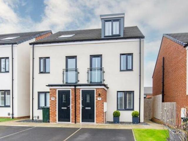 3 Bedroom Semi detached House For Sale In Great Park
