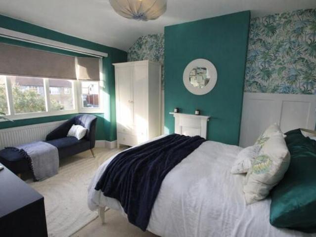 3 bedroom semi detached house for sale in Green Lane, Vicars Cross, CH3