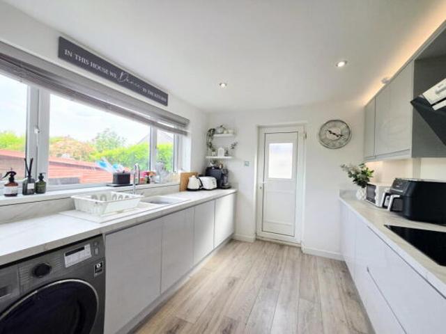 3 bedroom semi detached house for sale in Greenhill Close, Plymstock, PL9
