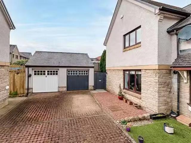 3 Bedroom Semi Detached House For Sale In Greenpark, Edinburgh.