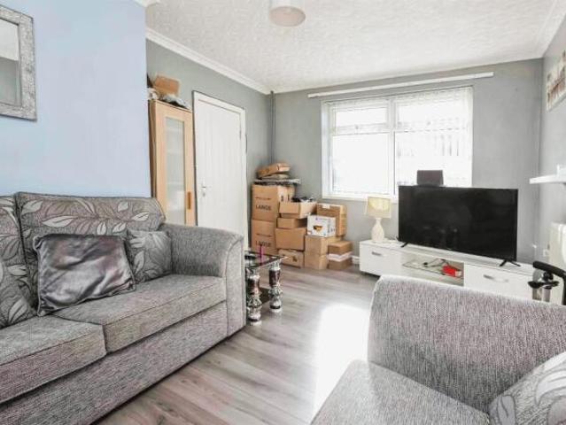 3 bedroom semi detached house for sale in Greenvale Avenue, Birmingham, B26