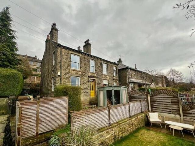 3 Bedroom Semi detached House For Sale In Greetland, Halifax