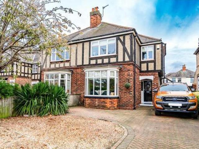 3 Bedroom Semi detached House For Sale In Grimsby, Lincolnshire