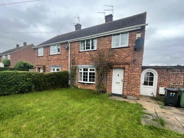 3 Bedroom Semi detached House For Sale In Grimsby, Lincolnshire