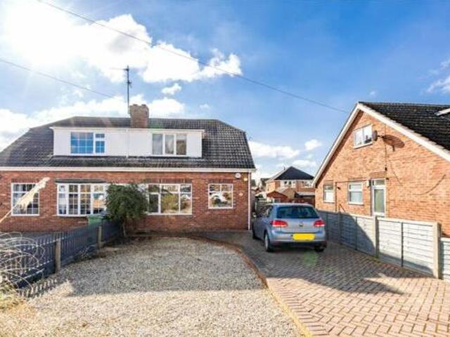 3 Bedroom Semi detached House For Sale In Grimsby, Lincolnshire