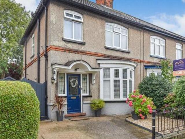 3 Bedroom Semi detached House For Sale In Grimsby