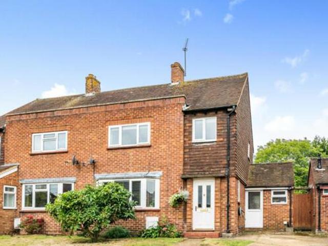 3 Bedroom Semi detached House For Sale In Guildford, Surrey