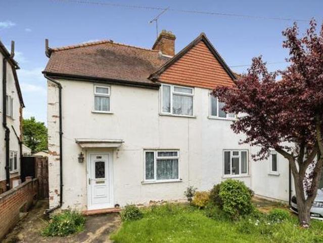 3 Bedroom Semi detached House For Sale In Guildford, Surrey