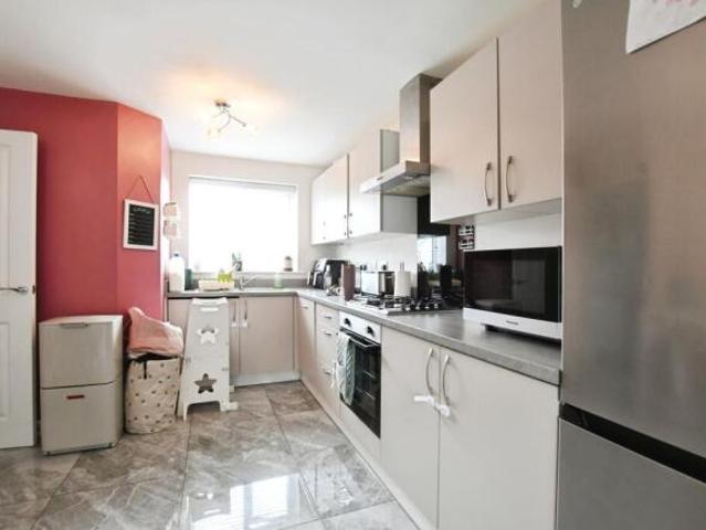 3 bedroom semi detached house for sale in Gypsy Moth Lane, Kingswood, Hull, HU7