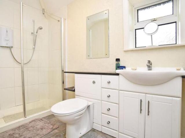 3 bedroom semi detached house for sale in Hambleton Road, Harrogate, HG1
