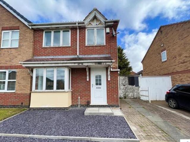 3 Bedroom Semi detached House For Sale In Hamilton