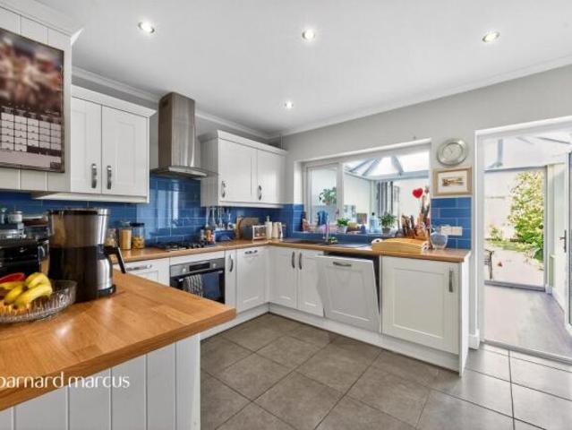 3 bedroom semi detached house for sale in Hamilton Road, Feltham, TW13