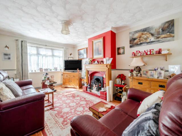 3 bedroom semi detached house for sale in Hadleigh Road, Portsmouth, Hampshire, PO6