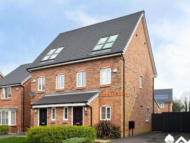 3 Bedroom Semi detached House For Sale In Halewood, Liverpool