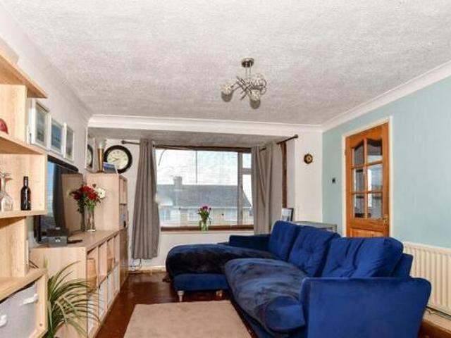 3 Bedroom Semi detached House For Sale In Halfway, Sheerness