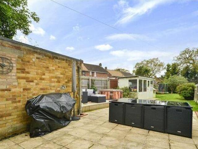 3 Bedroom Semi detached House For Sale In Halstead