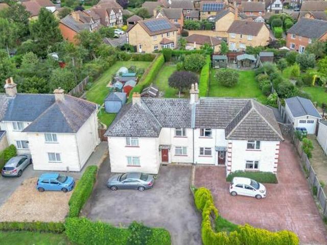 3 Bedroom Semi detached House For Sale In Hartford