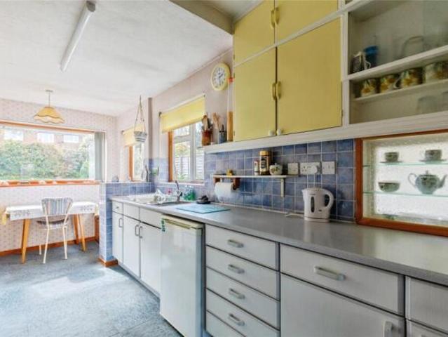 3 bedroom semi detached house for sale in Harvey Close, Allesley, Coventry, West Midlands, CV5