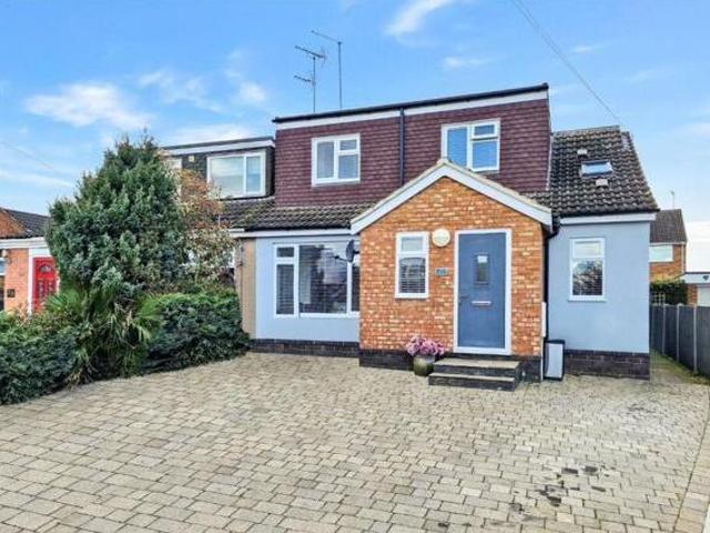 3 Bedroom Semi detached House For Sale In Hardingstone