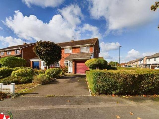 3 Bedroom Semi detached House For Sale In Hardwicke