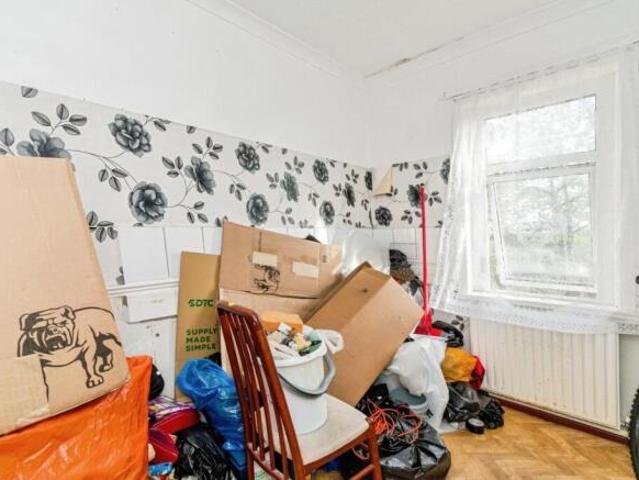 3 bedroom semi detached house for sale in Harefield Road, Southampton, Hampshire, SO17