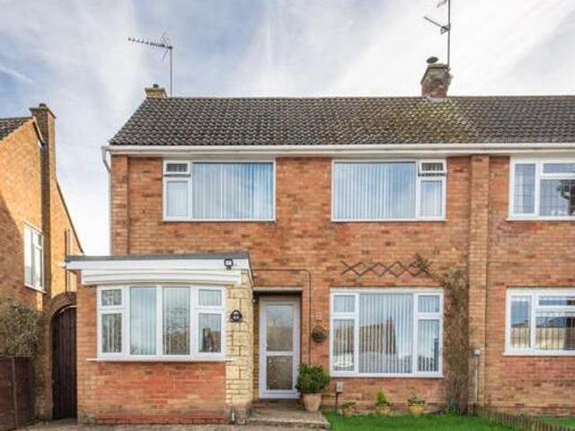 3 Bedroom Semi detached House For Sale In Harlington