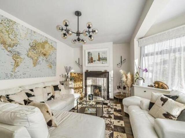 3 Bedroom Semi detached House For Sale In Harrin, London