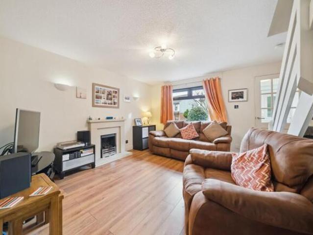 3 bedroom semi detached house for sale in Harris Close, Newton Mearns, G77