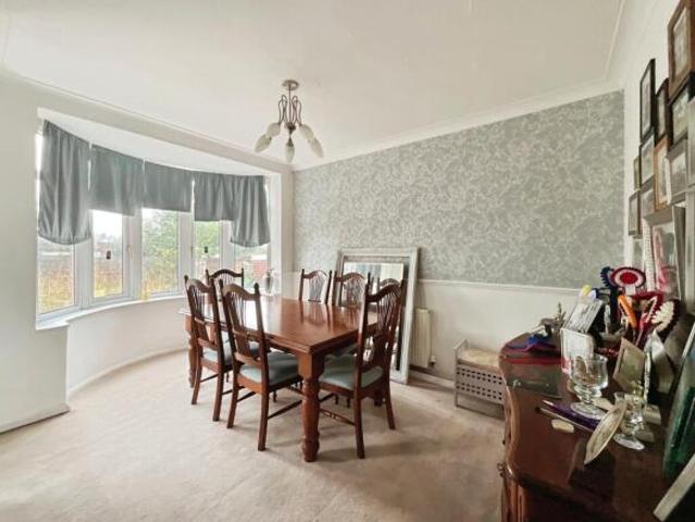 3 bedroom semi detached house for sale in Harrowden Road, Wheatley, Doncaster, DN2
