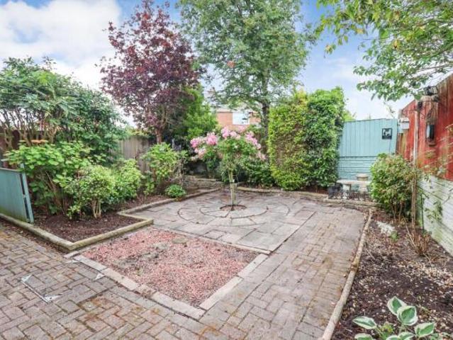 3 bedroom semi detached house for sale in Haslemere Drive, Warrington, WA5