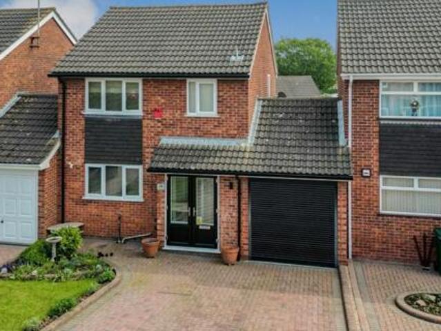 3 Bedroom Semi detached House For Sale In Hatton