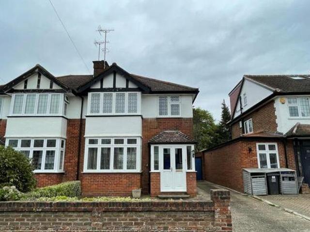 3 Bedroom Semi detached House For Sale In Hatfield