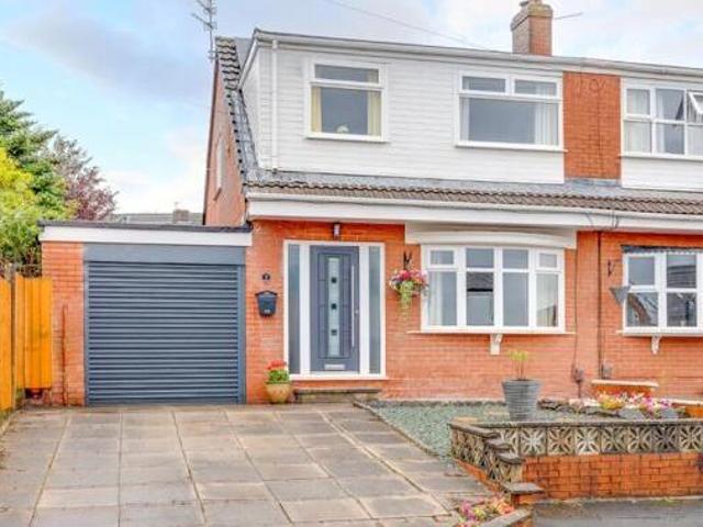 3 Bedroom Semi detached House For Sale In Hawkley Hall, Wigan
