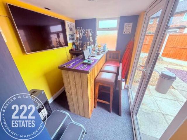 3 bedroom semi detached house for sale in Hawleys Close, Warrington, WA5