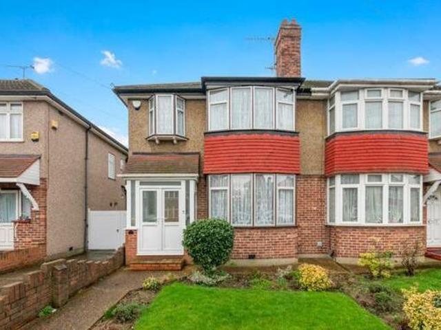 3 Bedroom Semi detached House For Sale In Hayes