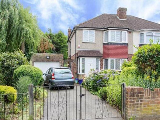 3 Bedroom Semi detached House For Sale In Hayes