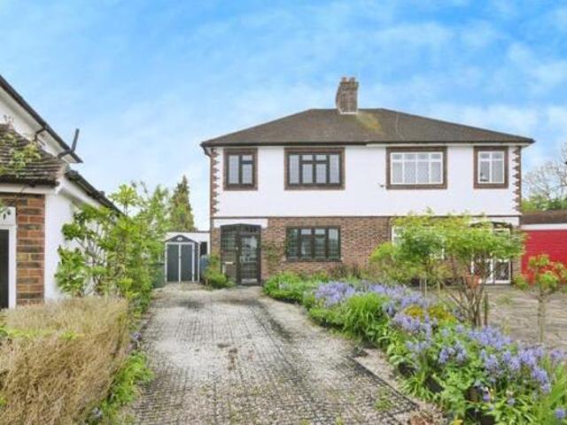3 Bedroom Semi detached House For Sale In Hayes