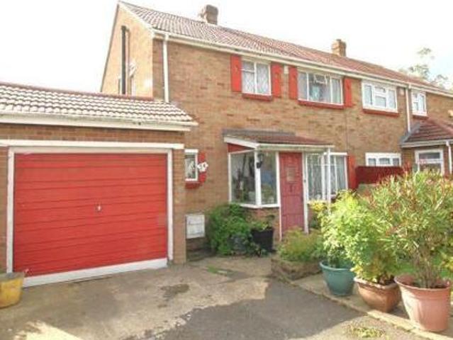 3 Bedroom Semi detached House For Sale In Hayes, Middlesex