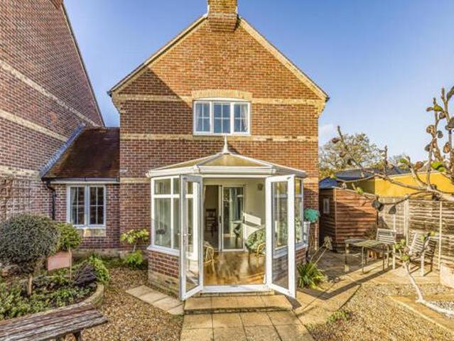 3 Bedroom Semi detached House For Sale In Hayling Island