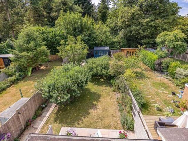 3 bedroom semi detached house for sale in Hemdean Road, Caversham, Reading, RG4