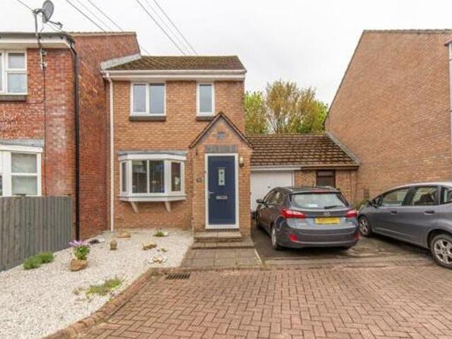 3 Bedroom Semi detached House For Sale In Henllys