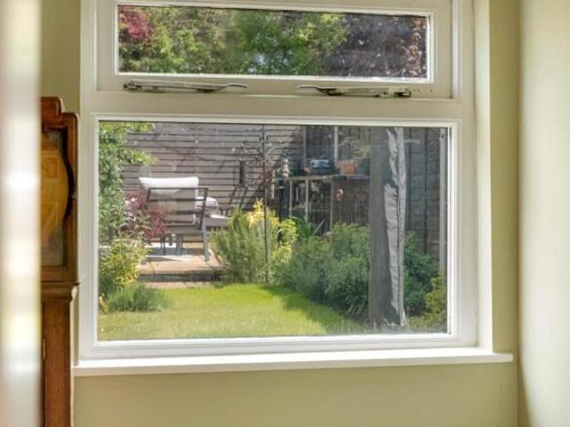 3 bedroom semi detached house for sale in Henslow Road, Ipswich, IP4